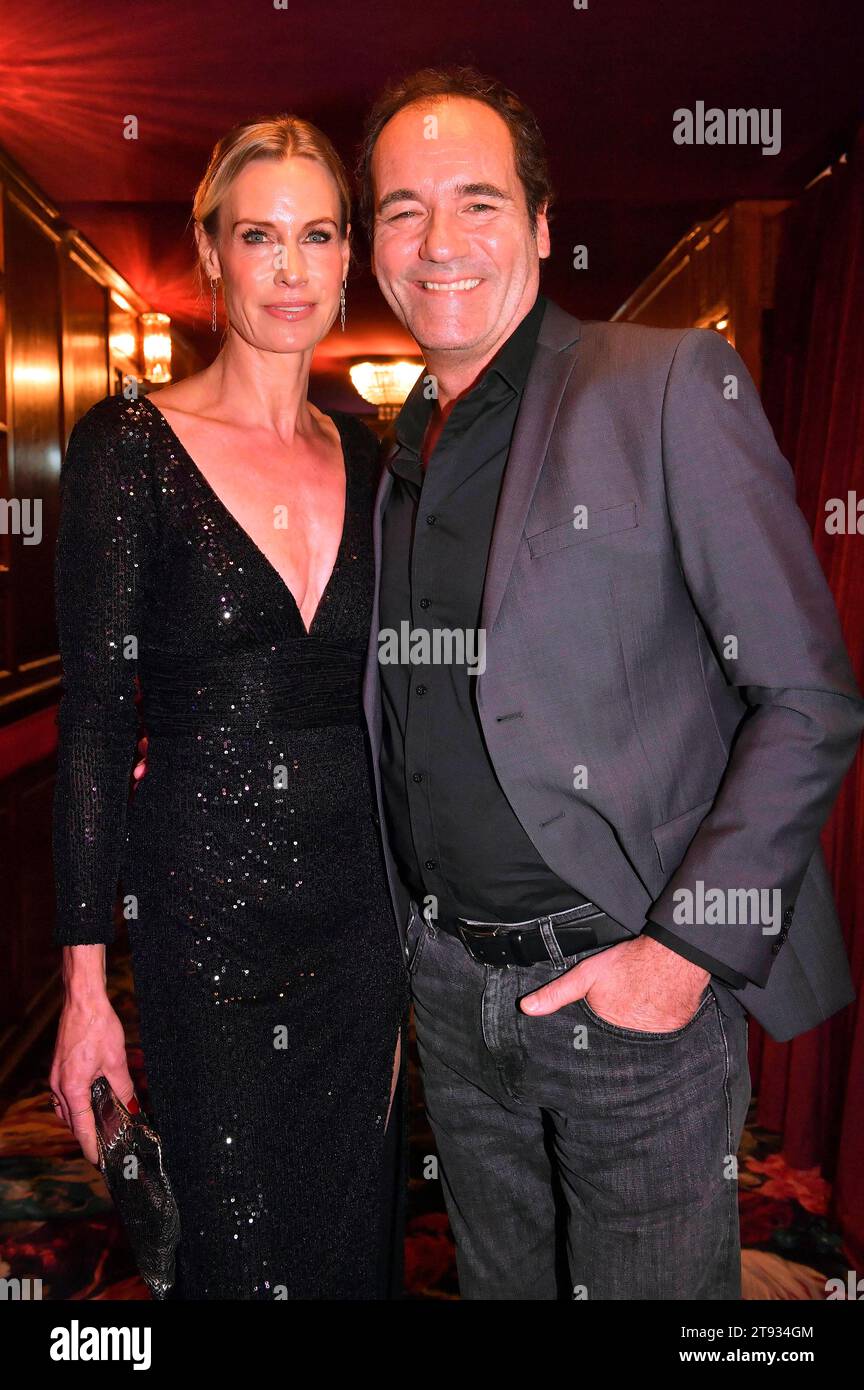 Anne Arnoldt und Thomas Ohrner bei der VIP-Premiere der Show teatro ...
