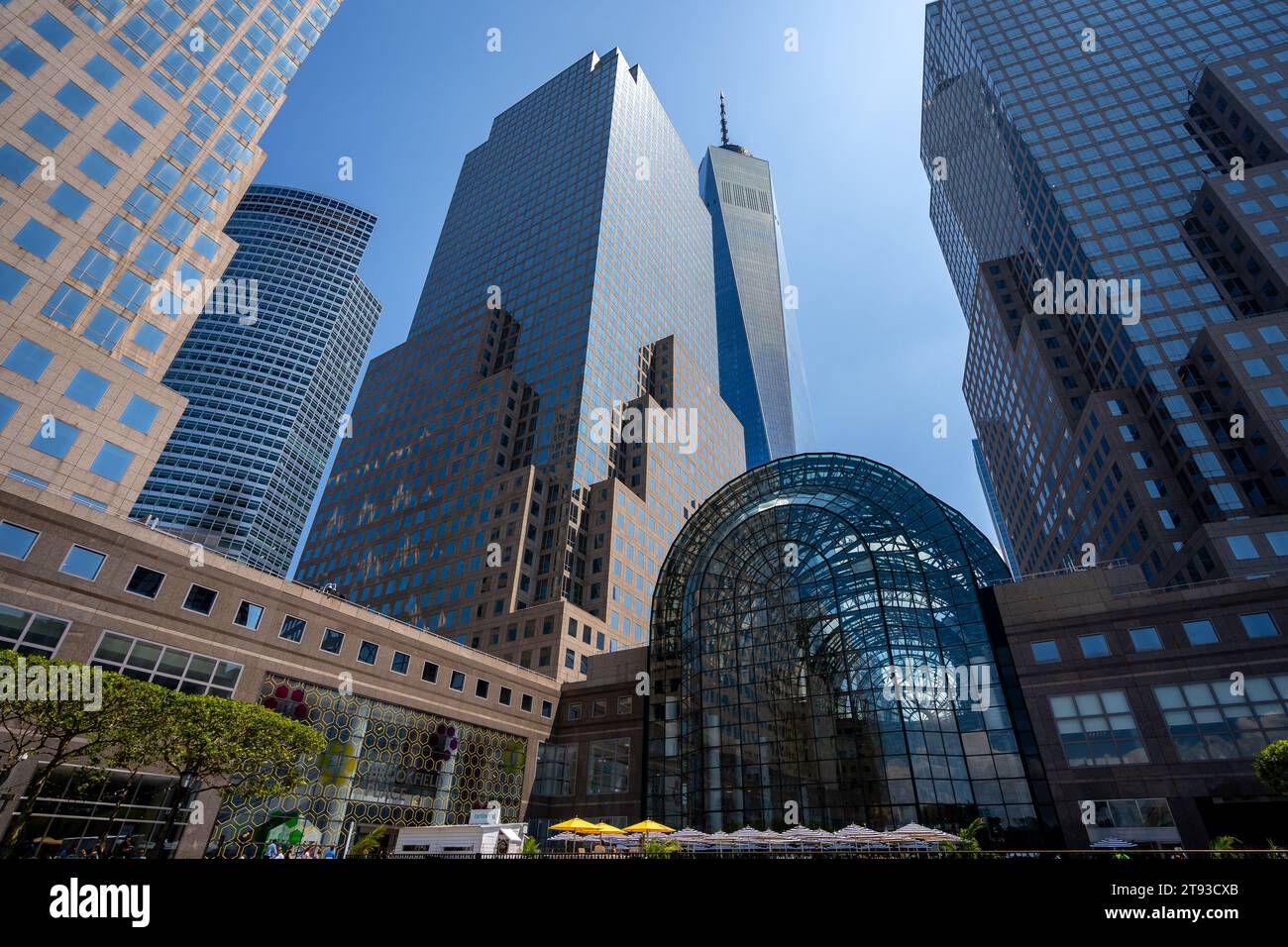 Brookfield mall hi-res stock photography and images - Alamy