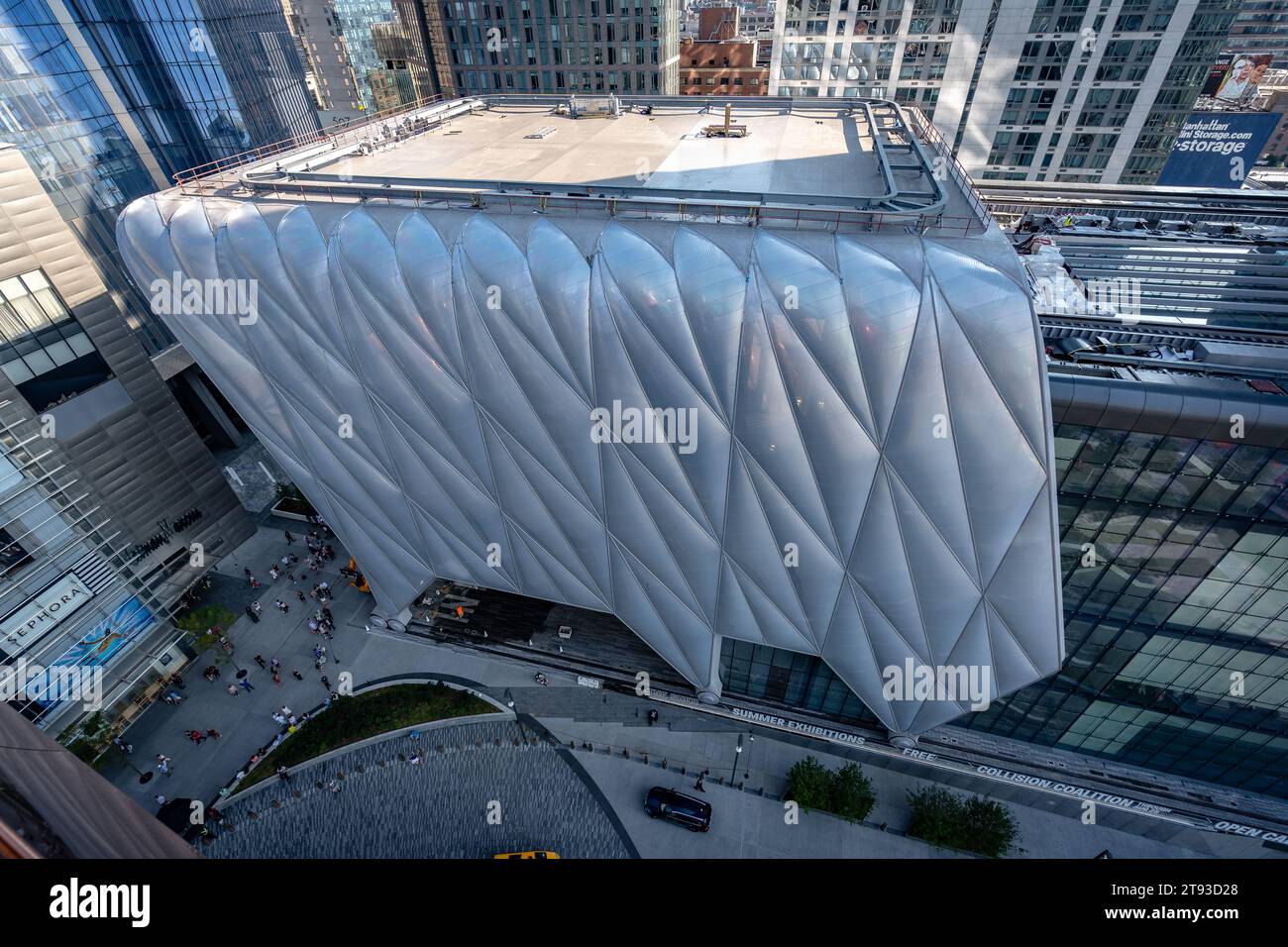 New york high line from above hi-res stock photography and images - Alamy