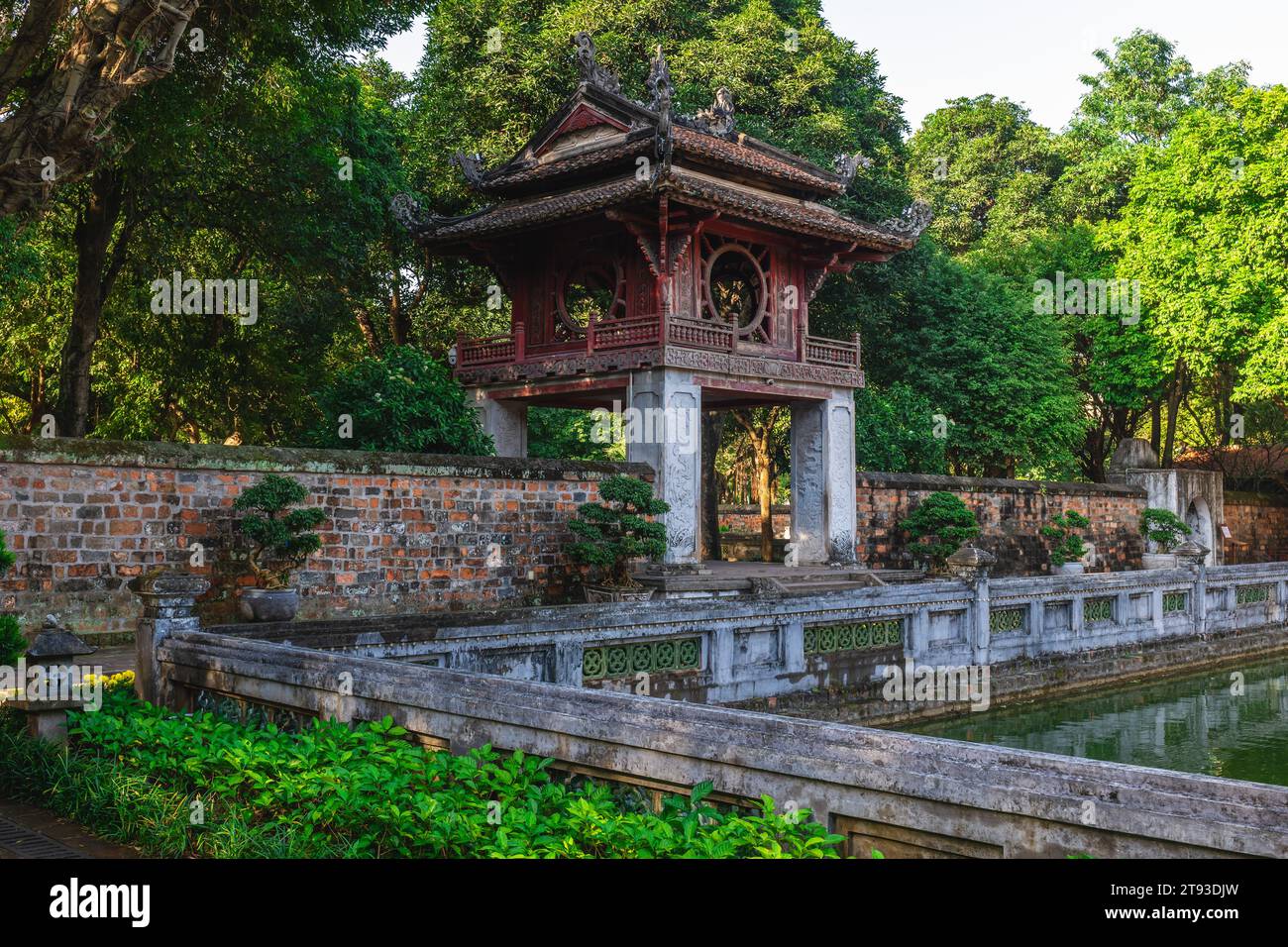 Khue Van pavilion in the Temple of Literature, aka Van Mieu, in Hanoi ...