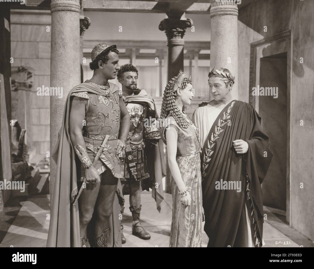 Caesar and Cleopatra (Eagle-Lion, 1945) Vivien Leigh, Claude Rains ...
