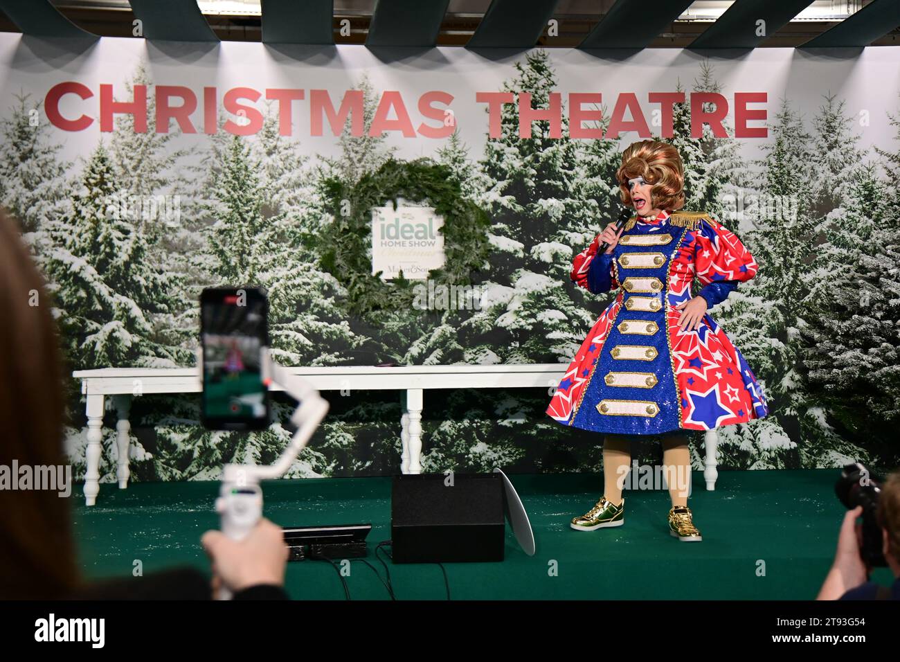 London, UK. 22nd Nov, 2023. Mama G presenter at the Avonmore Primary ...