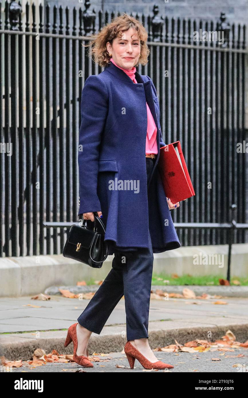 Victoria atkins hi-res stock photography and images - Alamy