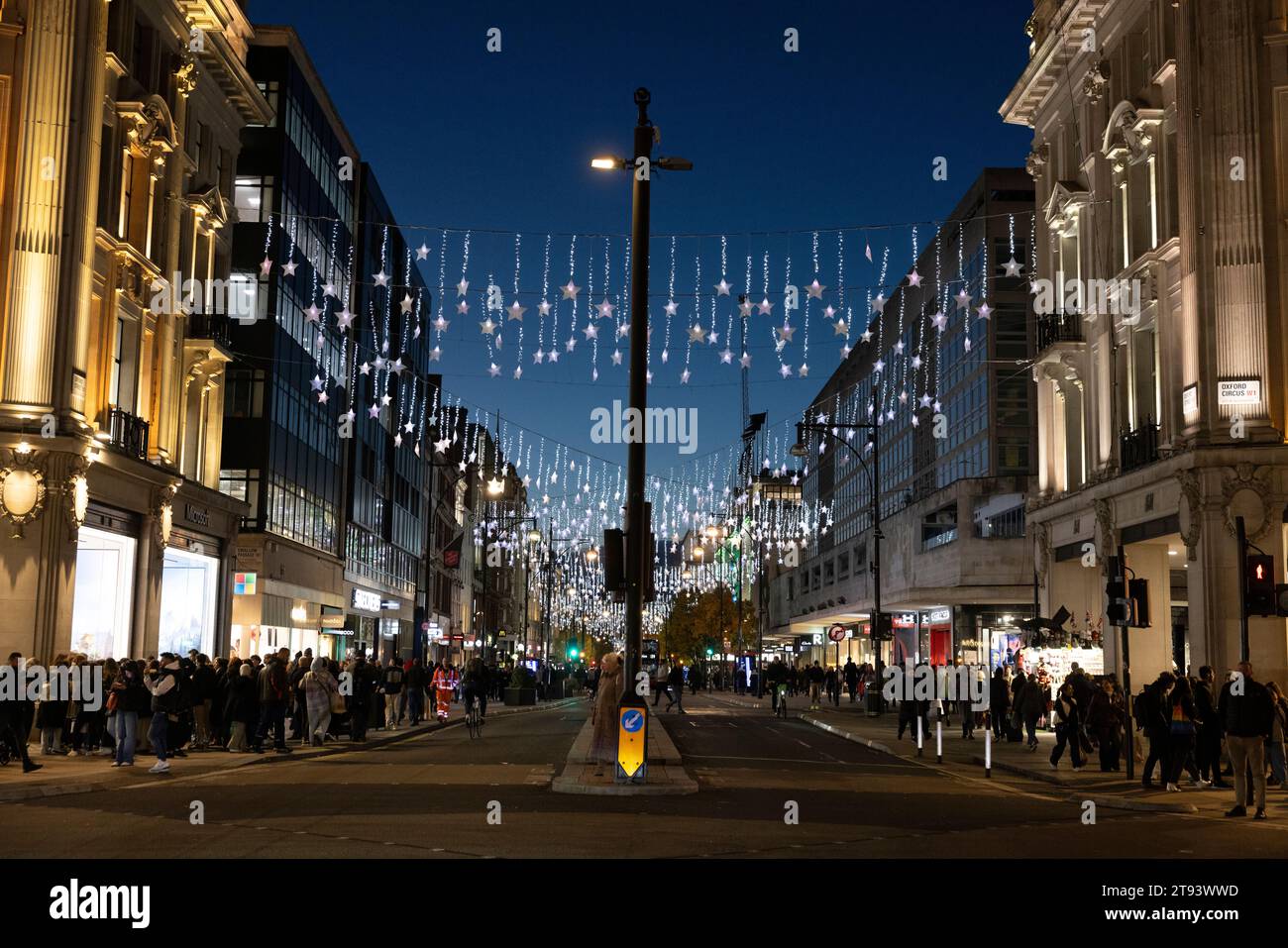 Christmas Lights at dusk on Oxford Street, London's West End, England ...