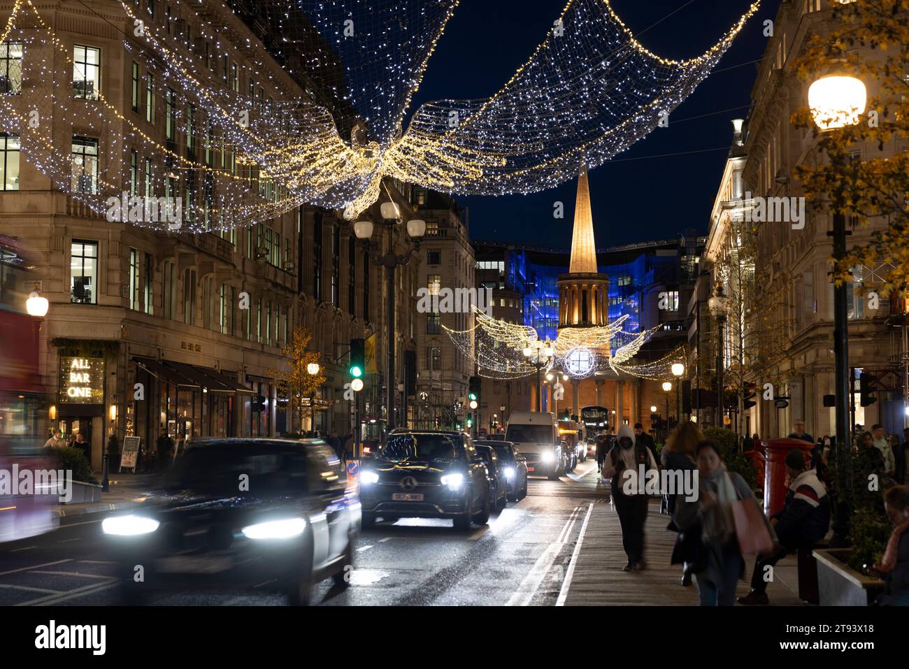 Christmas Lights at dusk on Regent Street towards Portland Place ...
