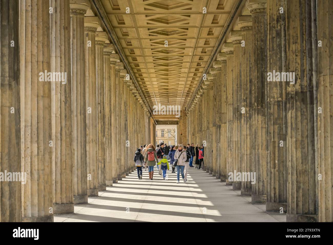 Kolonnanden hi-res stock photography and images - Alamy