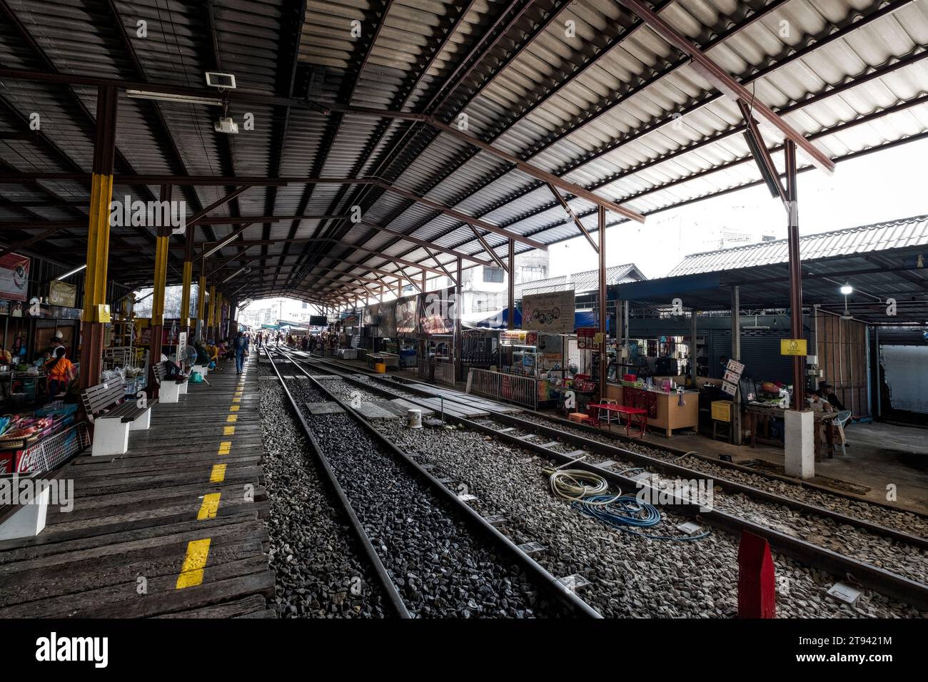 Mae Klong Railway Market (Hoop Rom Market), Thailand, Asia Stock Photo ...