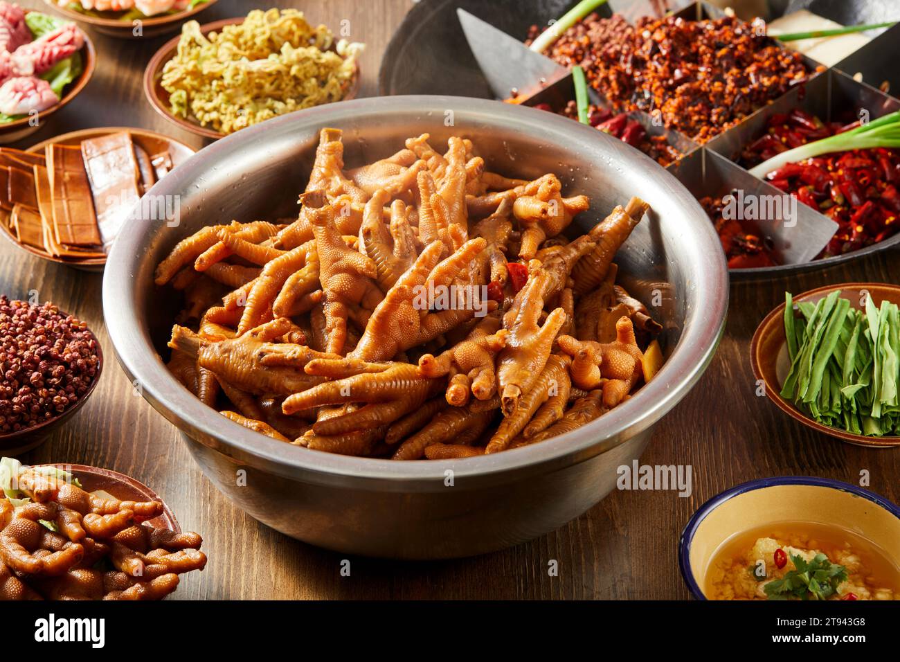 Soy sauce braised chicken hi-res stock photography and images - Alamy