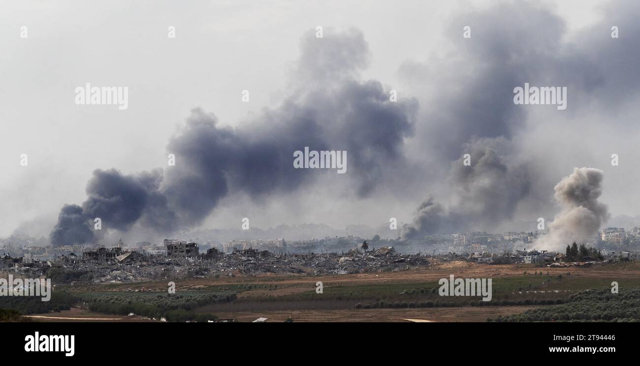 Southern Israel, Israel. 22nd Nov, 2023. Israeli IDF bombing attacks in ...