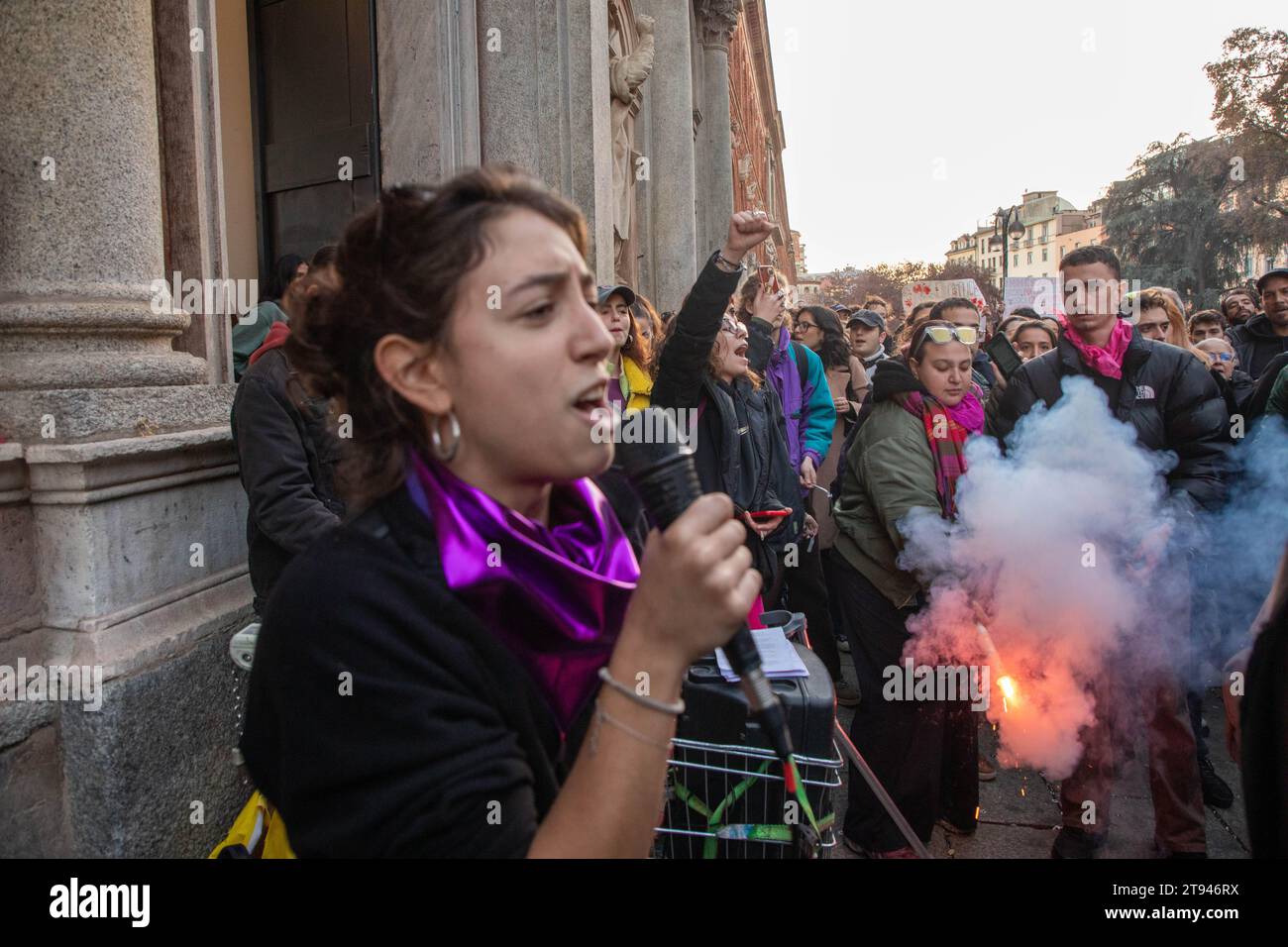 Milan, Italy. 22nd Nov, 2023. Milan - STATE UNIVERSITY - FLASH MOB "ONE ...