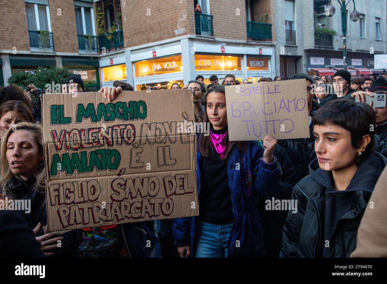 Milan, Italy. 22nd Nov, 2023. Milan - STATE UNIVERSITY - FLASH MOB "ONE ...