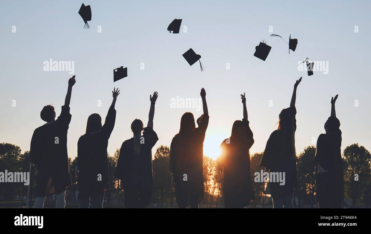 Silhouette men graduate hi-res stock photography and images - Alamy