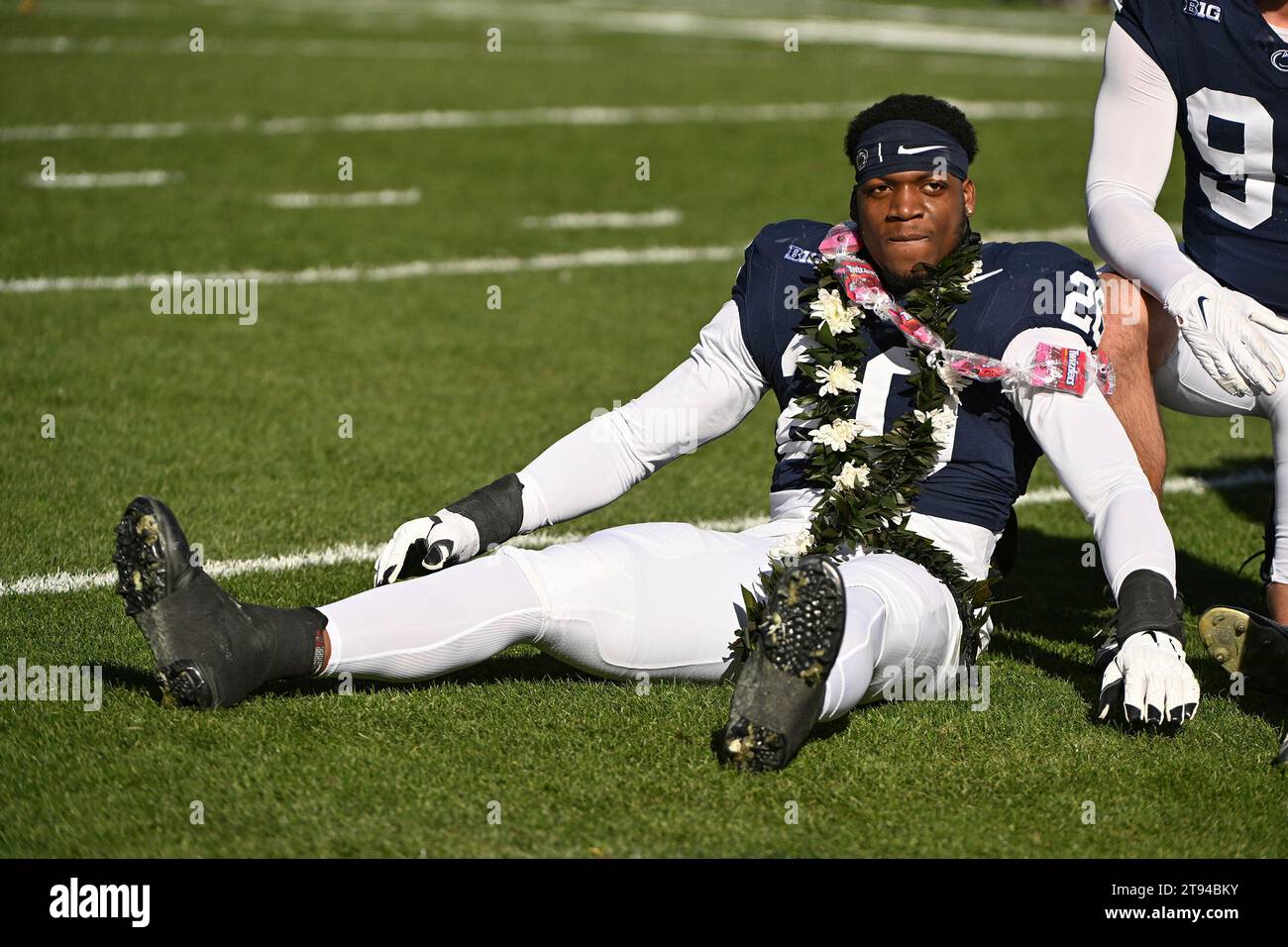 Penn State defensive end Adisa Isaac (20) participates in senior day ...