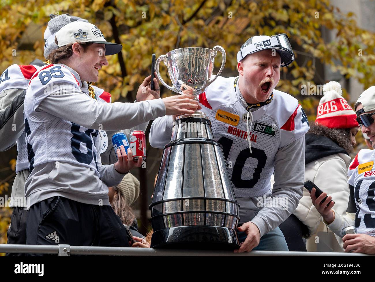 Montreal Alouettes CFL players Tyler Snead (85) and James Tuck (40 ...