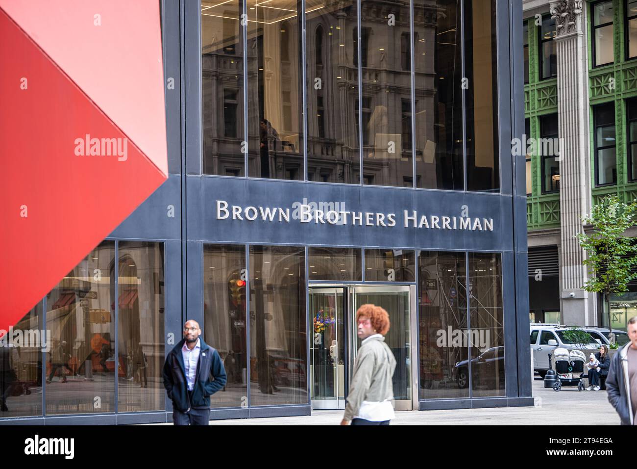 Sculpture by isami noguchi hi-res stock photography and images - Alamy