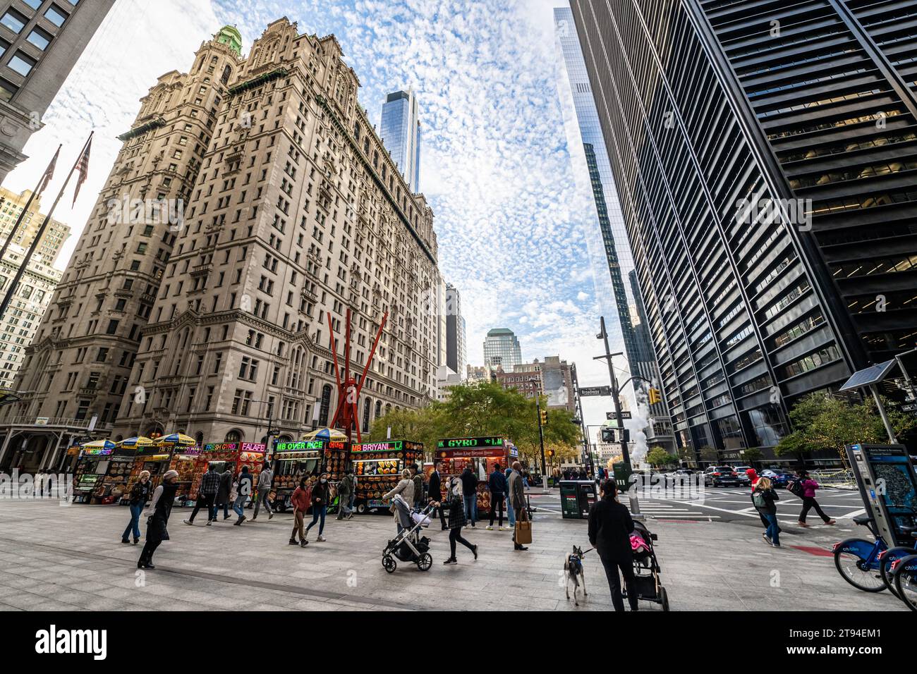 Photo financial buildings on wall street hi-res stock photography and ...