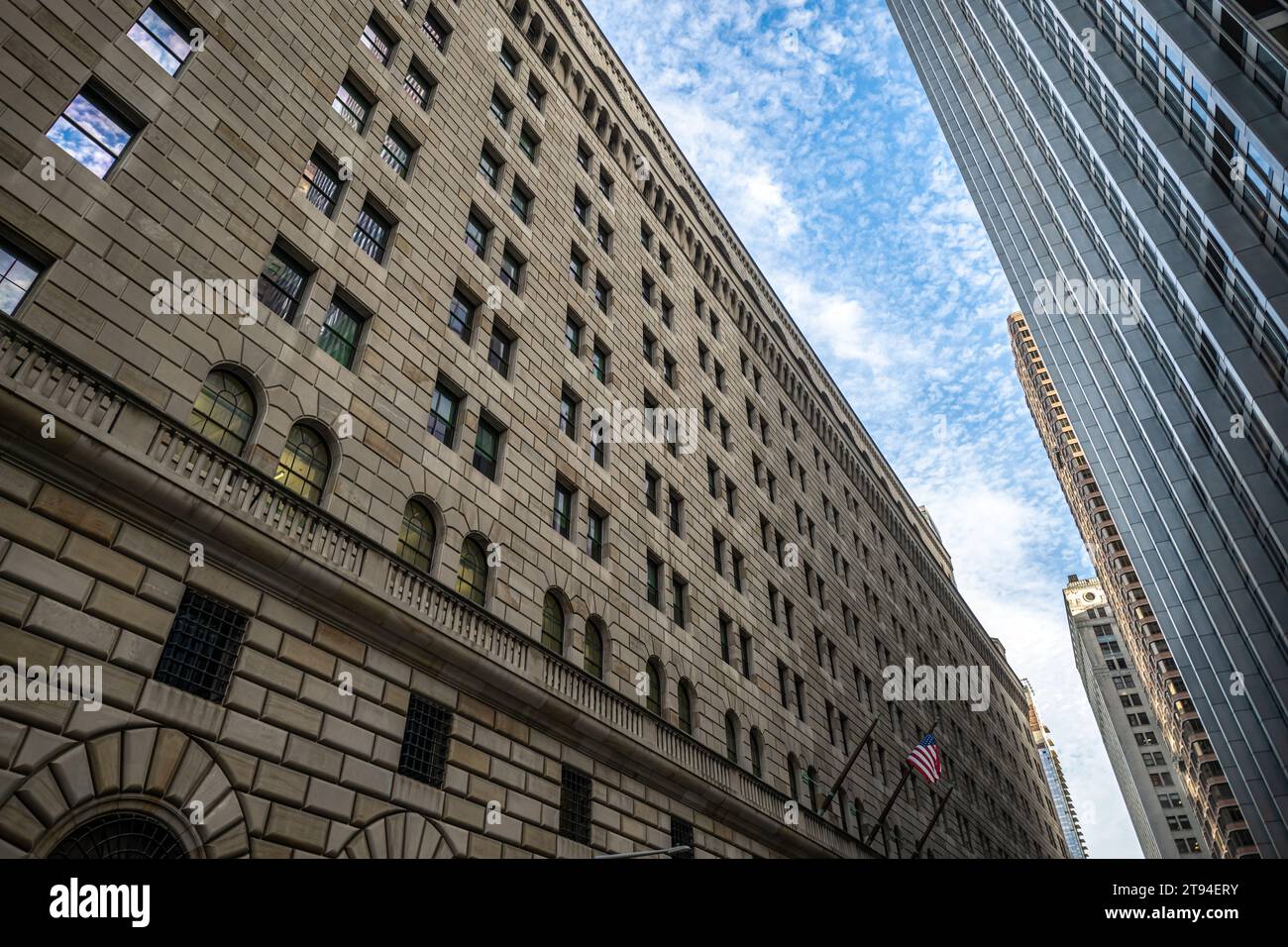 Photo financial buildings on wall street hi-res stock photography and ...
