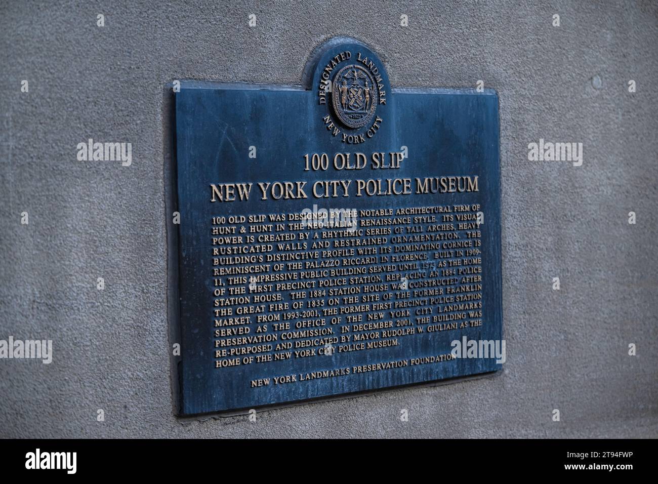 100 old slip New York City Police Museum Stock Photo - Alamy