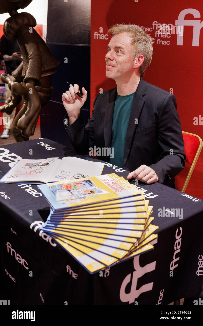 Paris, France. 22nd Nov, 2023. Canadian comic strip artist Marc ...