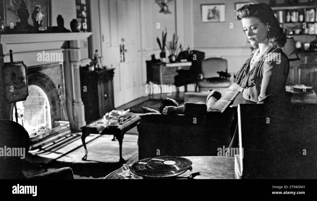 CAT PEOPLE 1942 RKO film with Simone Simon Stock Photo - Alamy