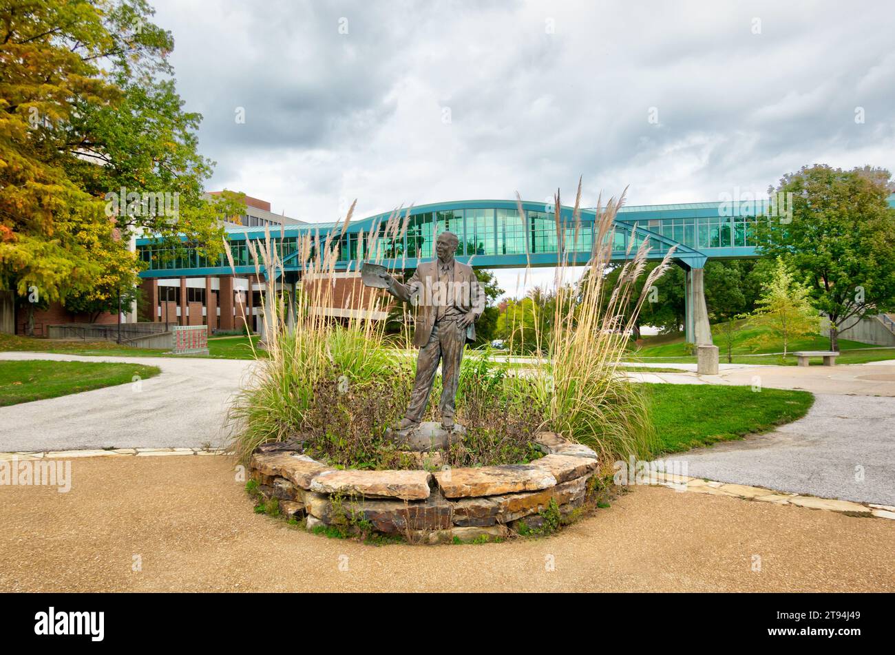 Wayne goode statue hi-res stock photography and images - Alamy