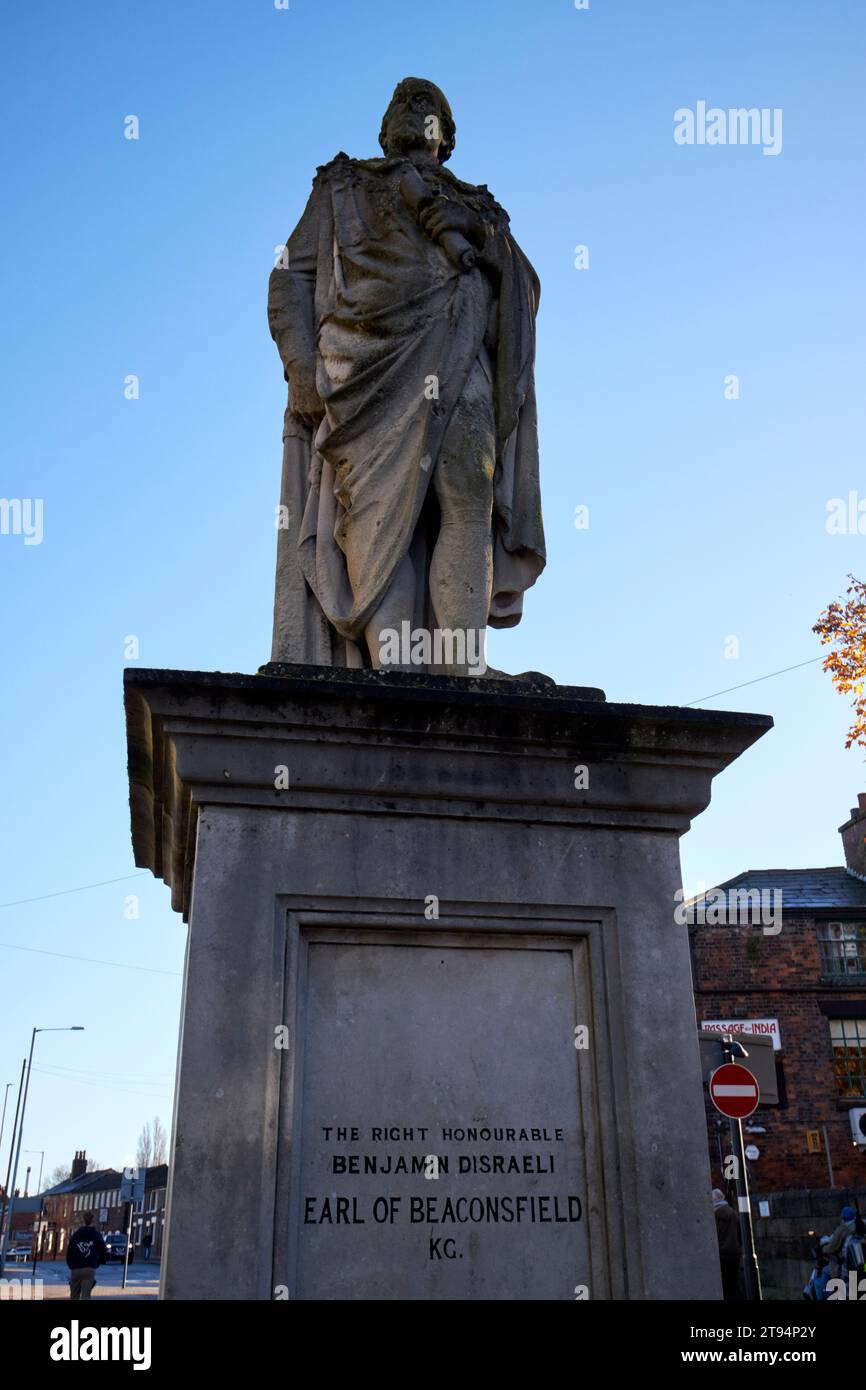beaconsfield monument statue of benjamin disraeli earl of beaconsfield ...