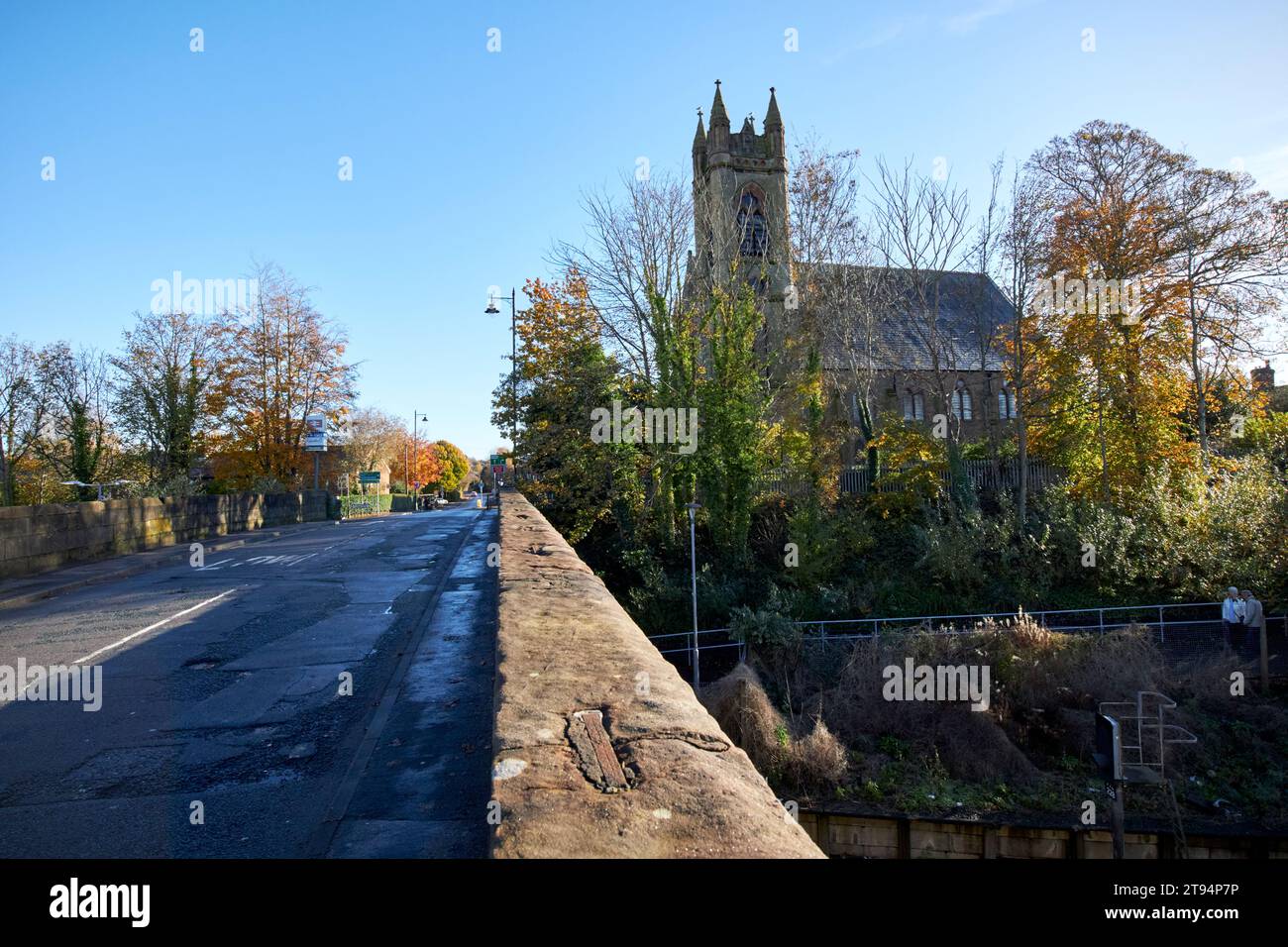 derby st railway bridge with view of emmanuel methodist united reformed ...