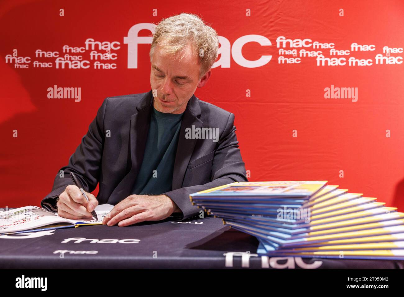 Paris, France. 22nd Nov, 2023. Canadian comic strip artist Marc ...