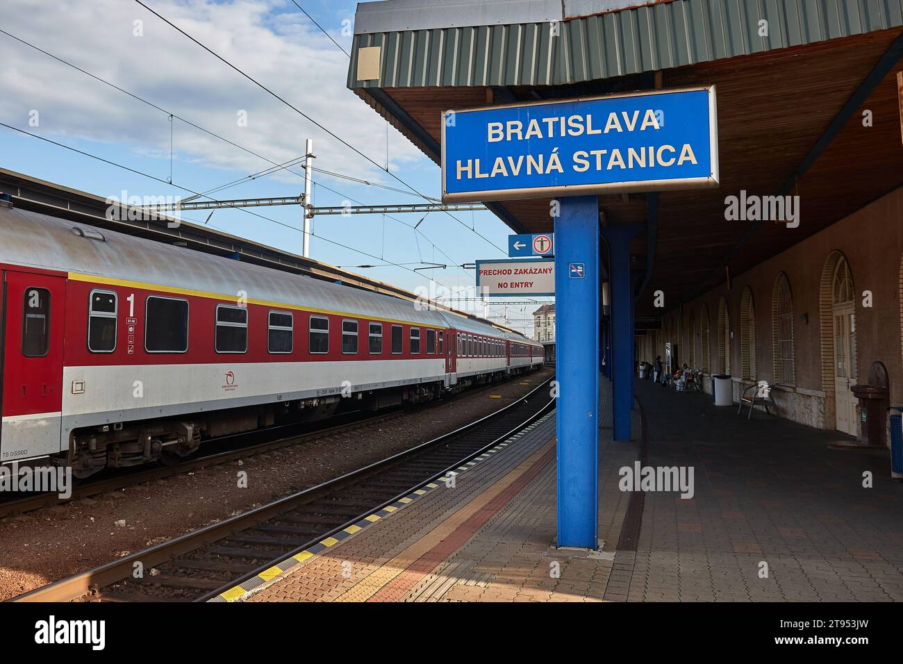 Bratislava main station hlavna stanica hi-res stock photography and ...