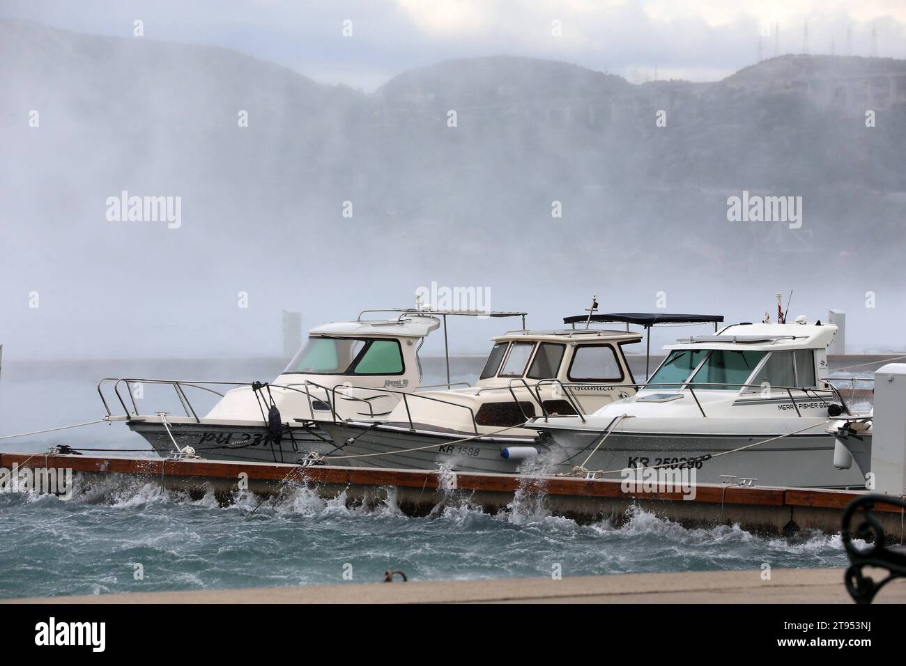 (231122) -- BAKARAC (CROATIA), Nov. 22, 2023 (Xinhua) -- Photo taken on ...