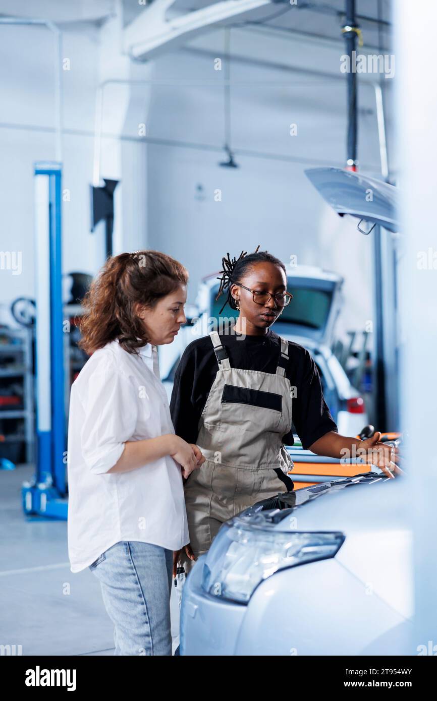 Bipoc employee hi-res stock photography and images - Alamy