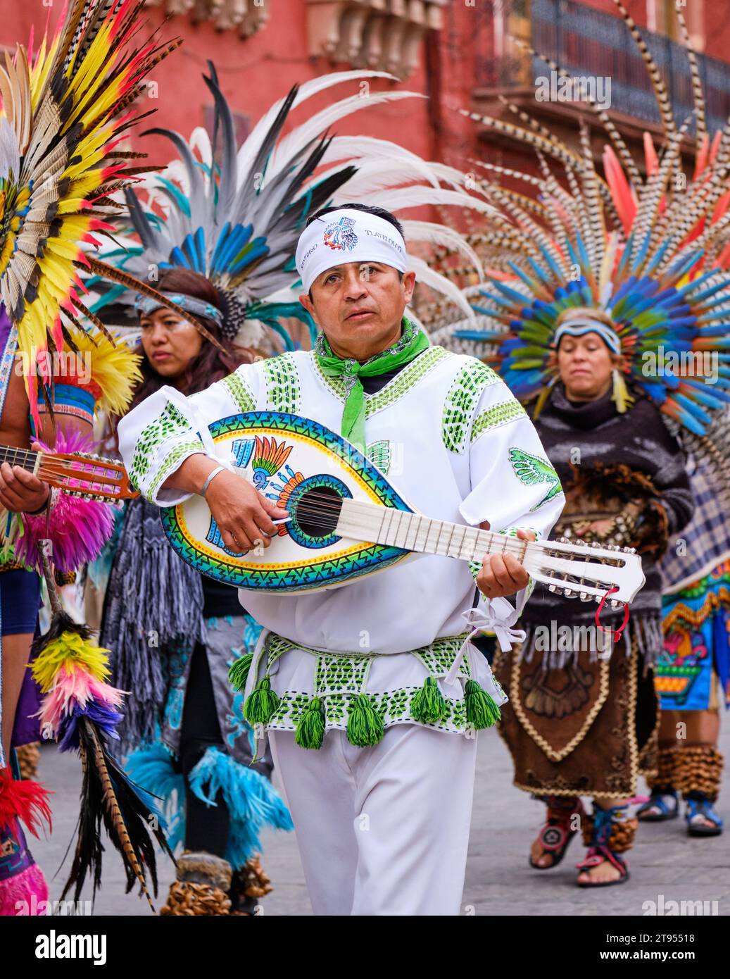 Celebration of the Señor de la Conquista in elaborate pre-Hispanic ...
