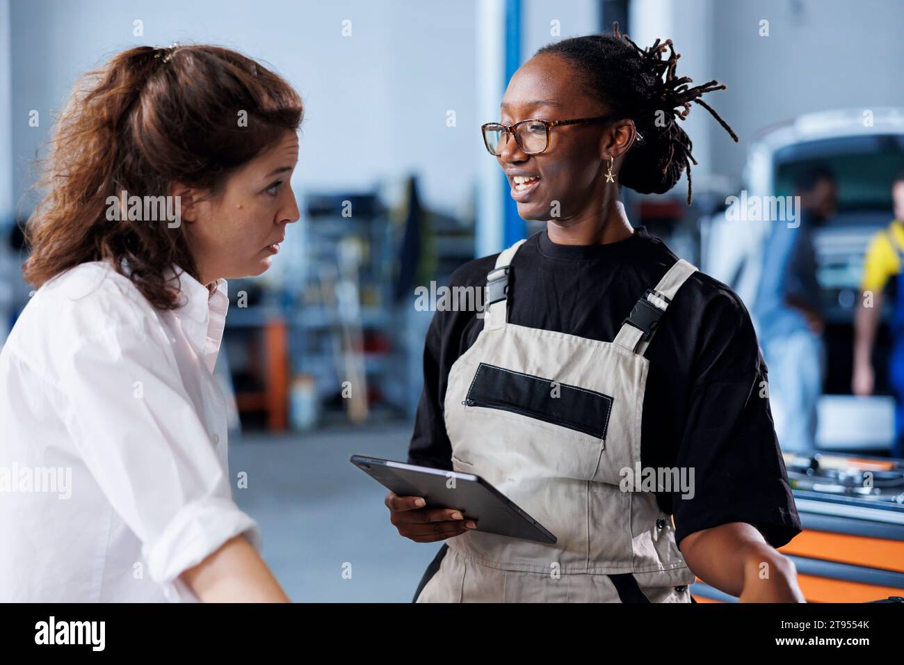 Bipoc mechanic in car hi-res stock photography and images - Alamy