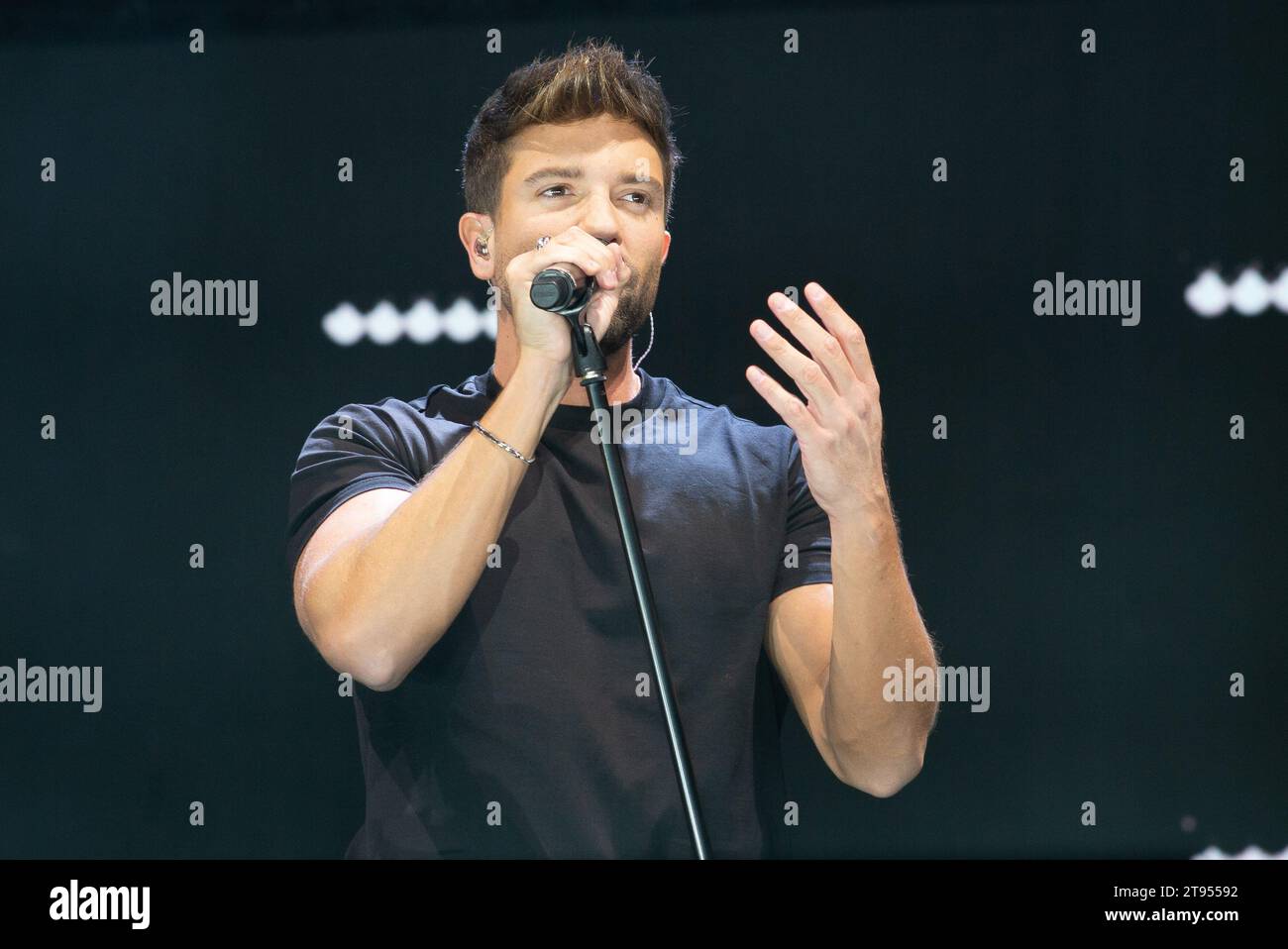 Spanish singer pablo alboran performs during his tour la cu4rta hi-res ...