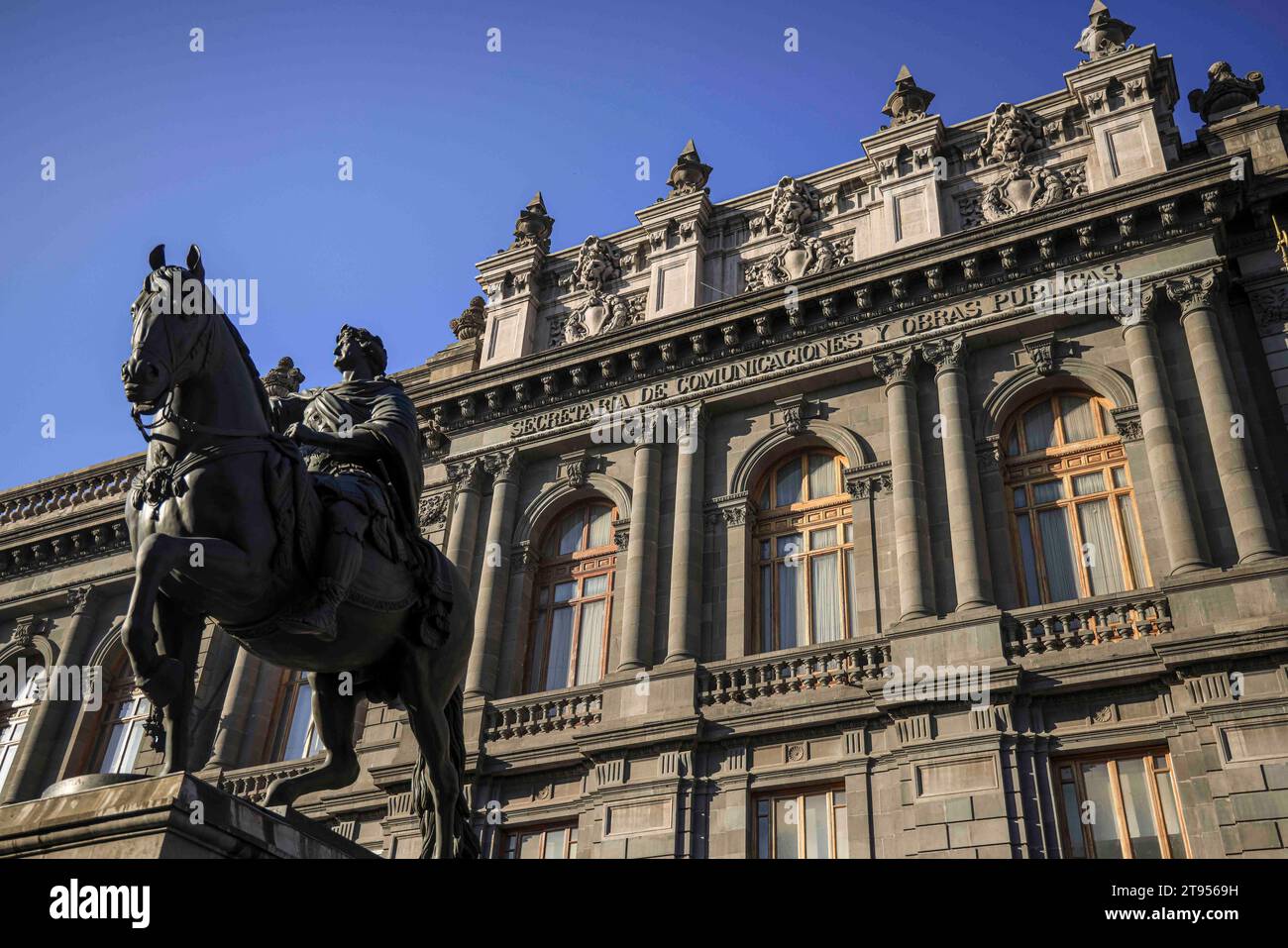 National Museum of Art MUNAL or Old Palace of the Secretariat of ...