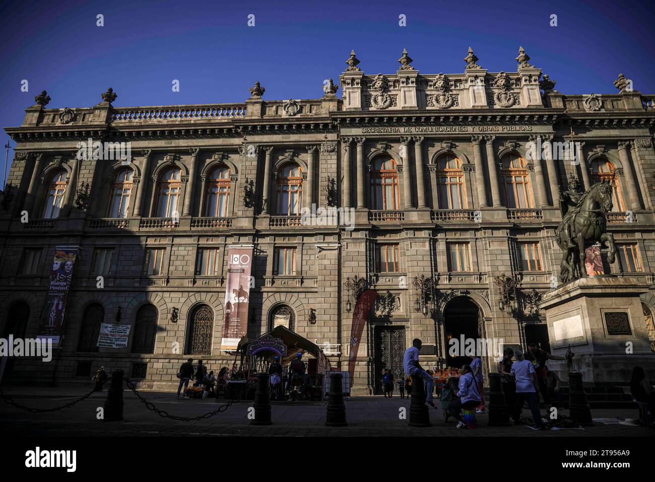 National Museum of Art MUNAL or Old Palace of the Secretariat of ...