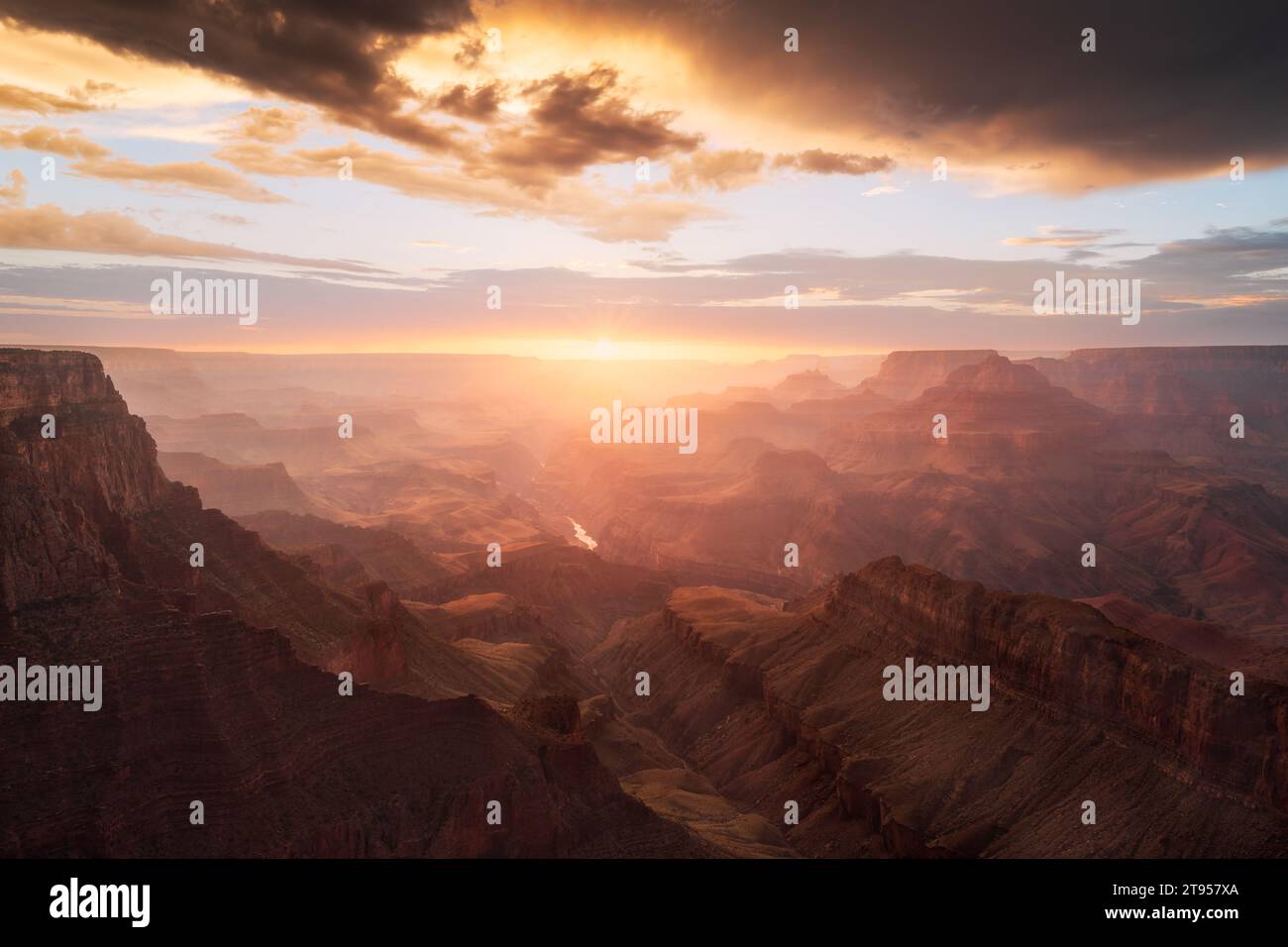 Grand canyon from rim hi-res stock photography and images - Alamy