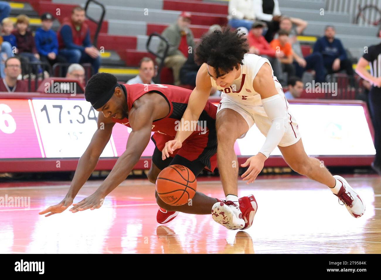 November 22, 2023: Colgate Raiders guard Braeden Smith (2) and Harvard ...