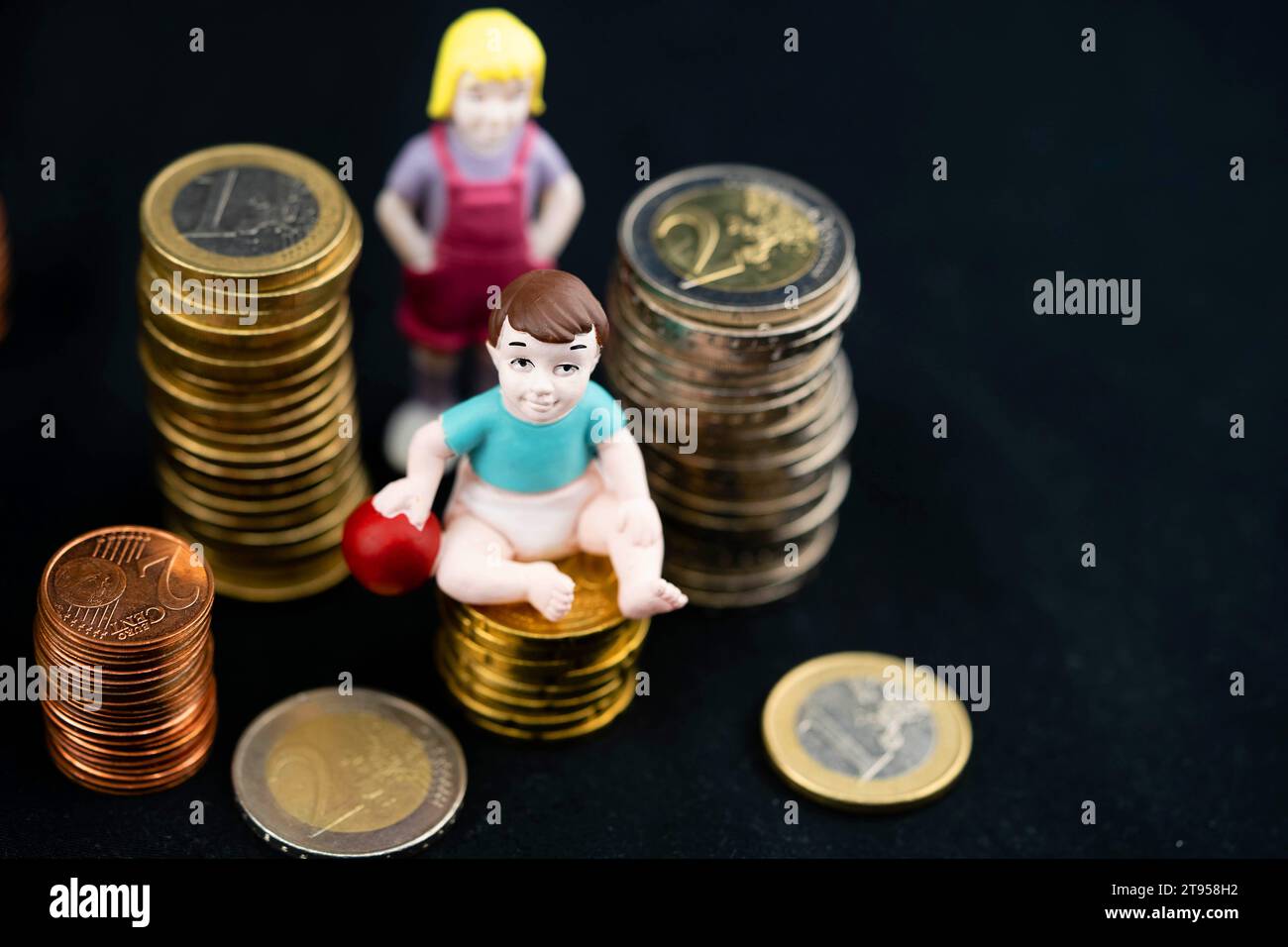 Symbolic image 'Child benefit, basic child allowance' Stock Photo - Alamy