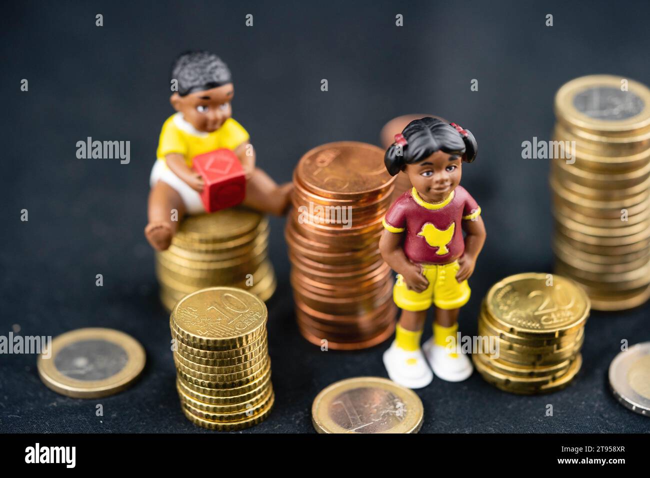 Symbolic image 'Child benefit, basic child allowance' Stock Photo - Alamy