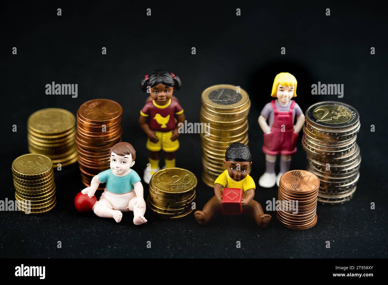 Symbolic image 'Child benefit, basic child allowance' Stock Photo - Alamy