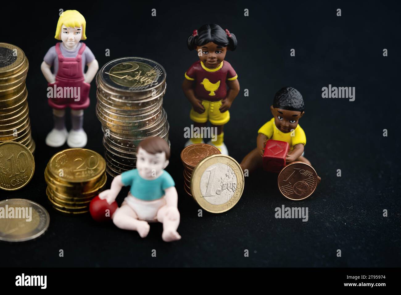 Symbolic image 'Child benefit, basic child allowance' Stock Photo - Alamy