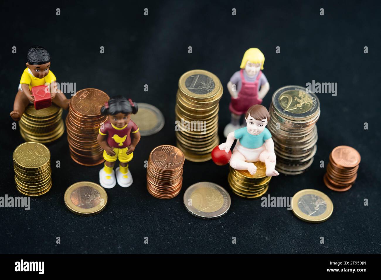 Symbolic image 'Child benefit, basic child allowance' Stock Photo - Alamy