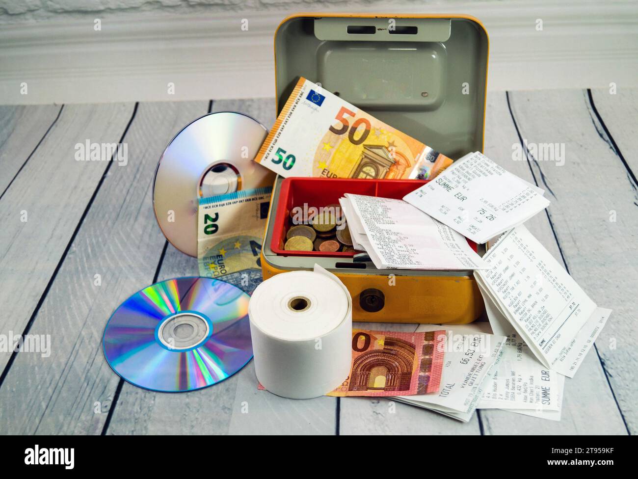 Check receipts hi-res stock photography and images - Alamy