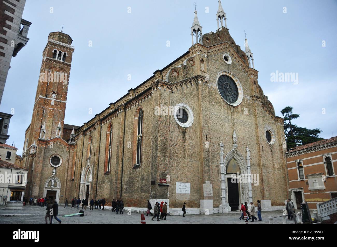 Duomo de teramo hi-res stock photography and images - Alamy