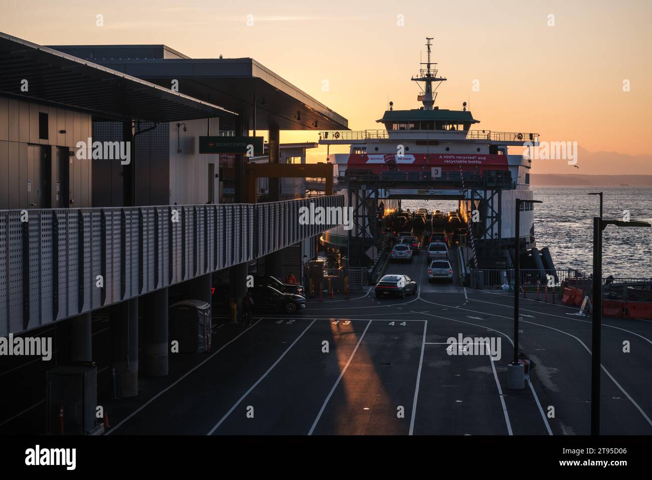 Seattle, USA. 29 Sep, 2023. The newly finished Colman Ferry Terminal on ...
