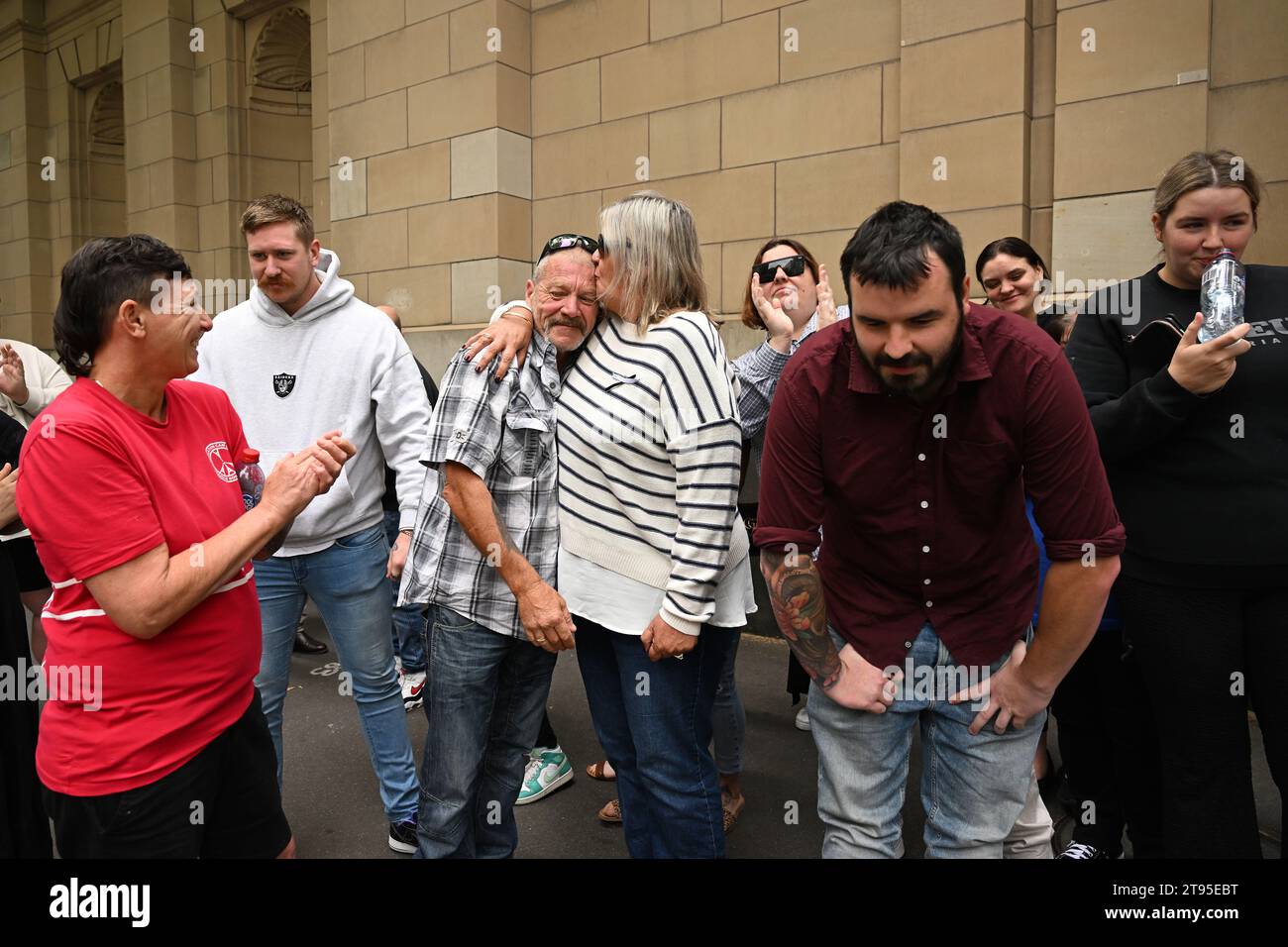 Melbourne, Australia. 23rd Nov, 2023. Fiona Hollowood (centre) and ...