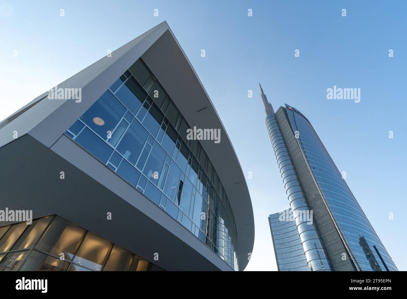 A view of the fashion district from piazza Gae Aulenti. The glass and ...
