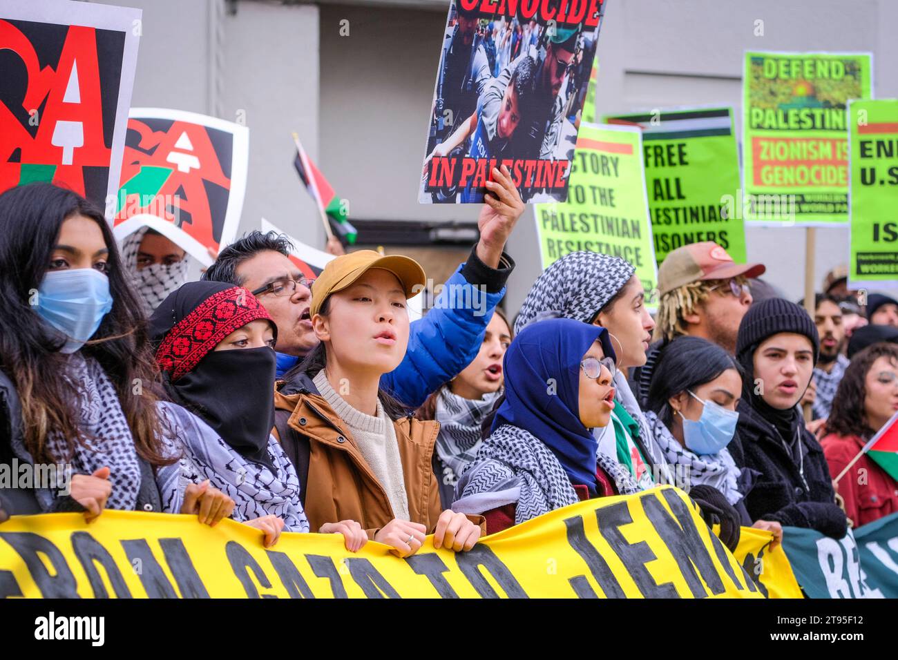 New York City, NY -November 22: Hundreds of Pro-Palestine protestors ...