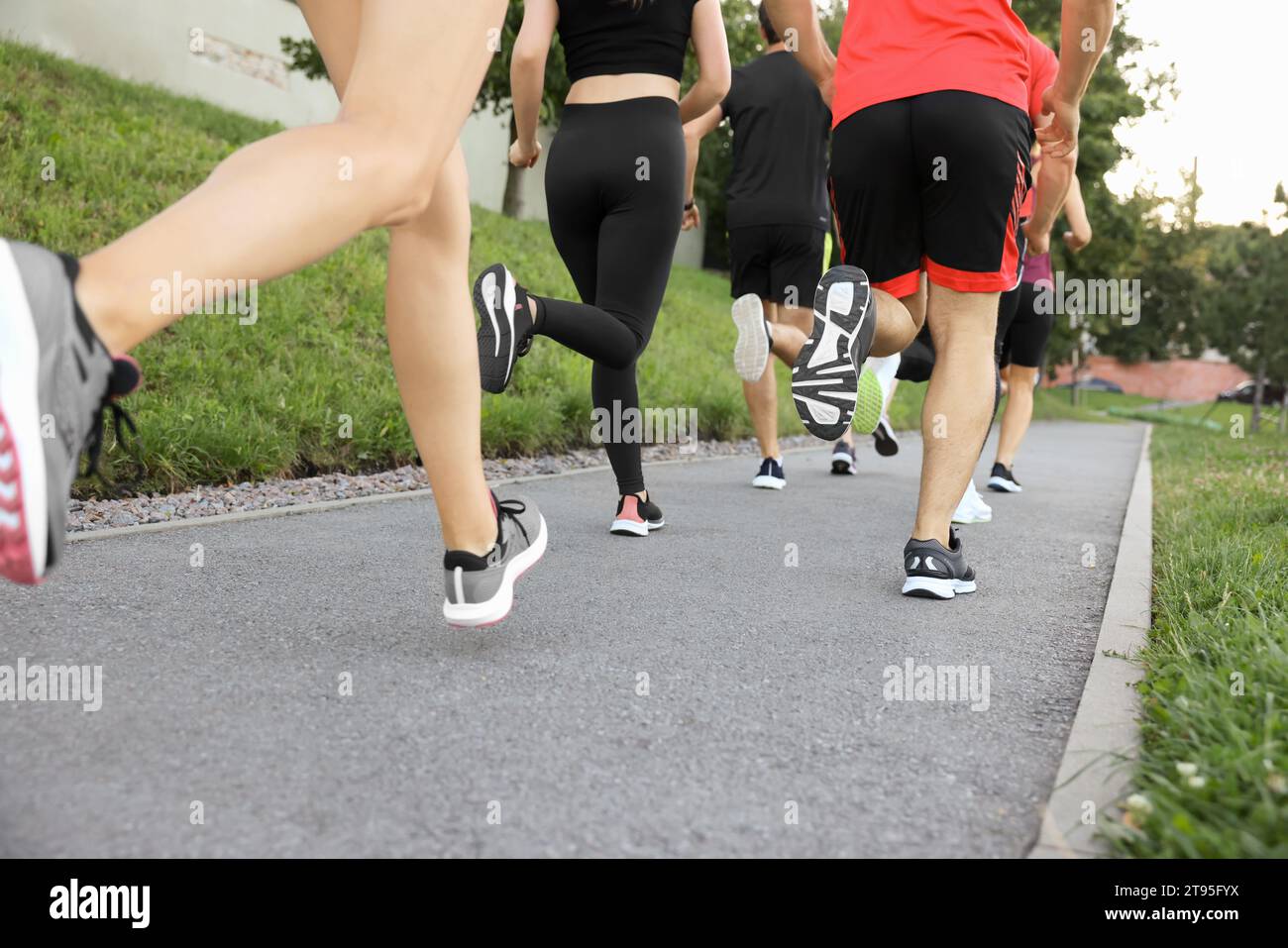 Back view closeup female runner hi-res stock photography and images - Alamy